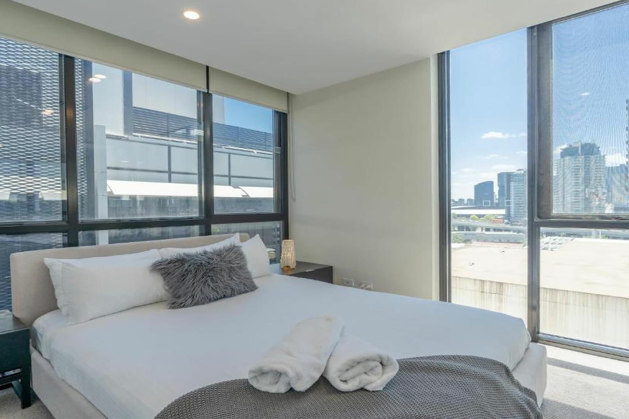 2 Bedroom Luxury Apartments - Melbourne City Apartments